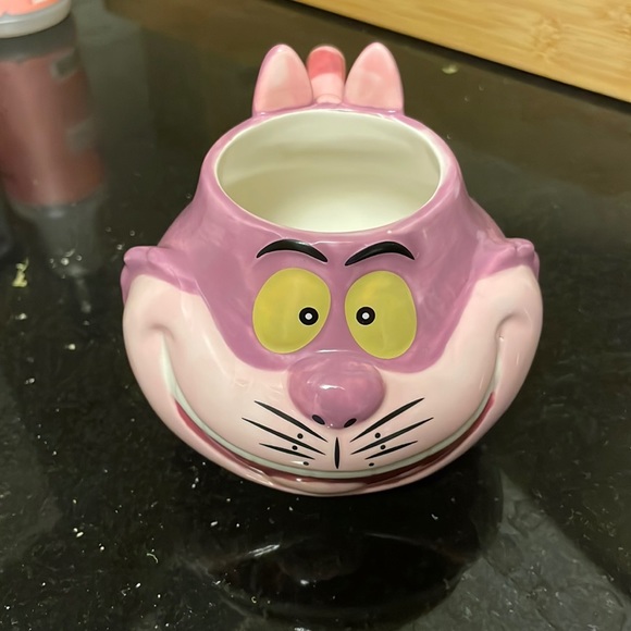 Disney | Dining | Disney Alice In Wonderland Cheshire Cat Mug | Poshmark